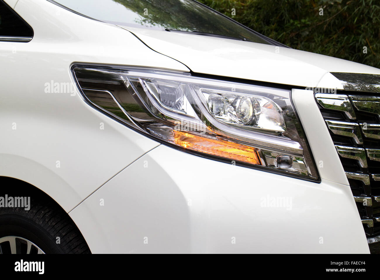 Toyota alphard hi-res stock photography and images - Alamy