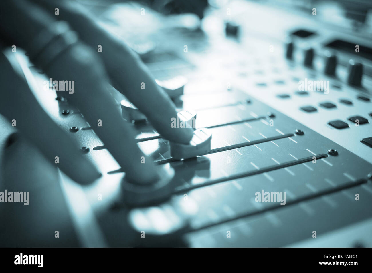 Wedding dj deejay in nightclub party with record player vinyl mixing ...