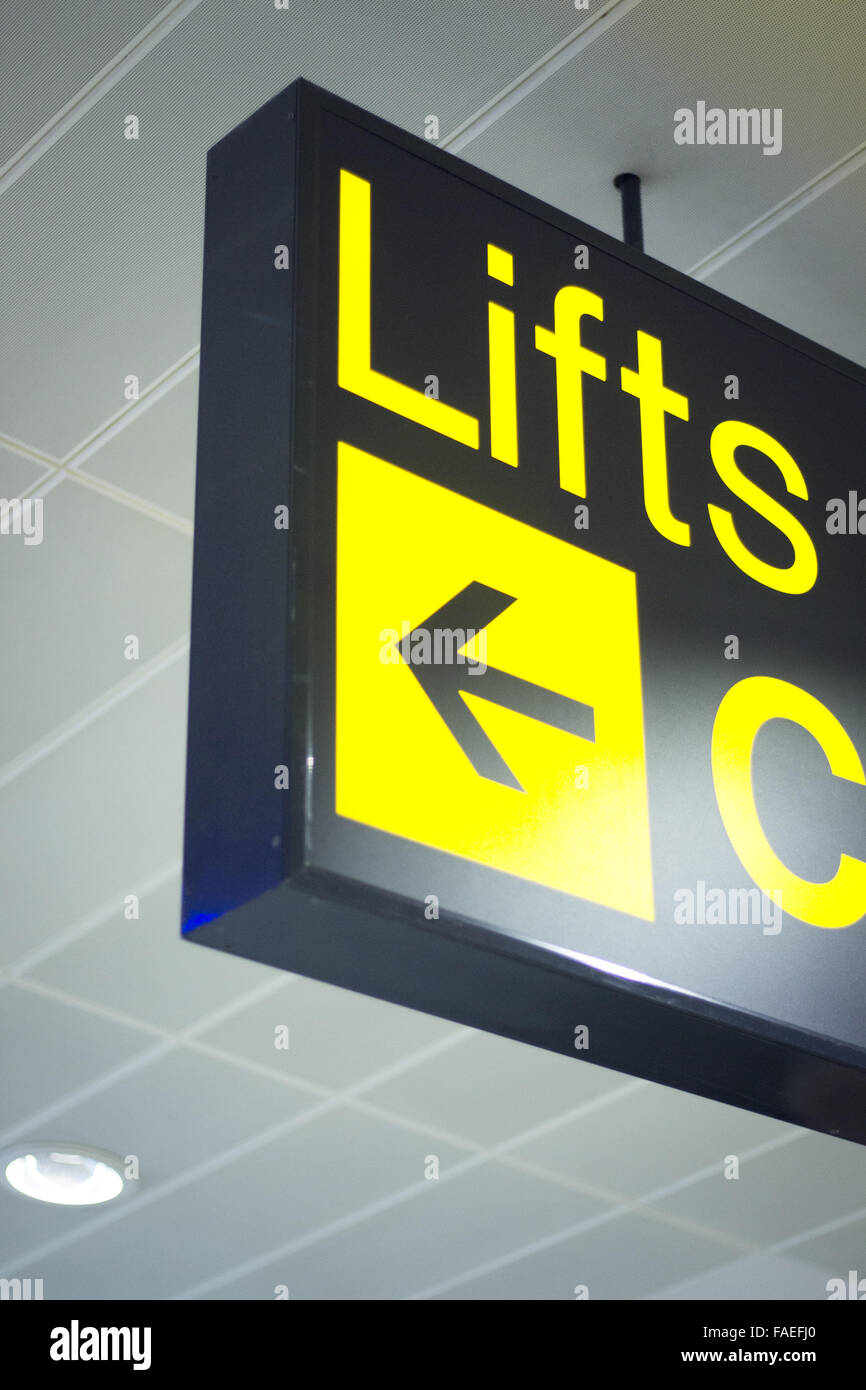 Lift lifts check in hi-res stock photography and images - Alamy