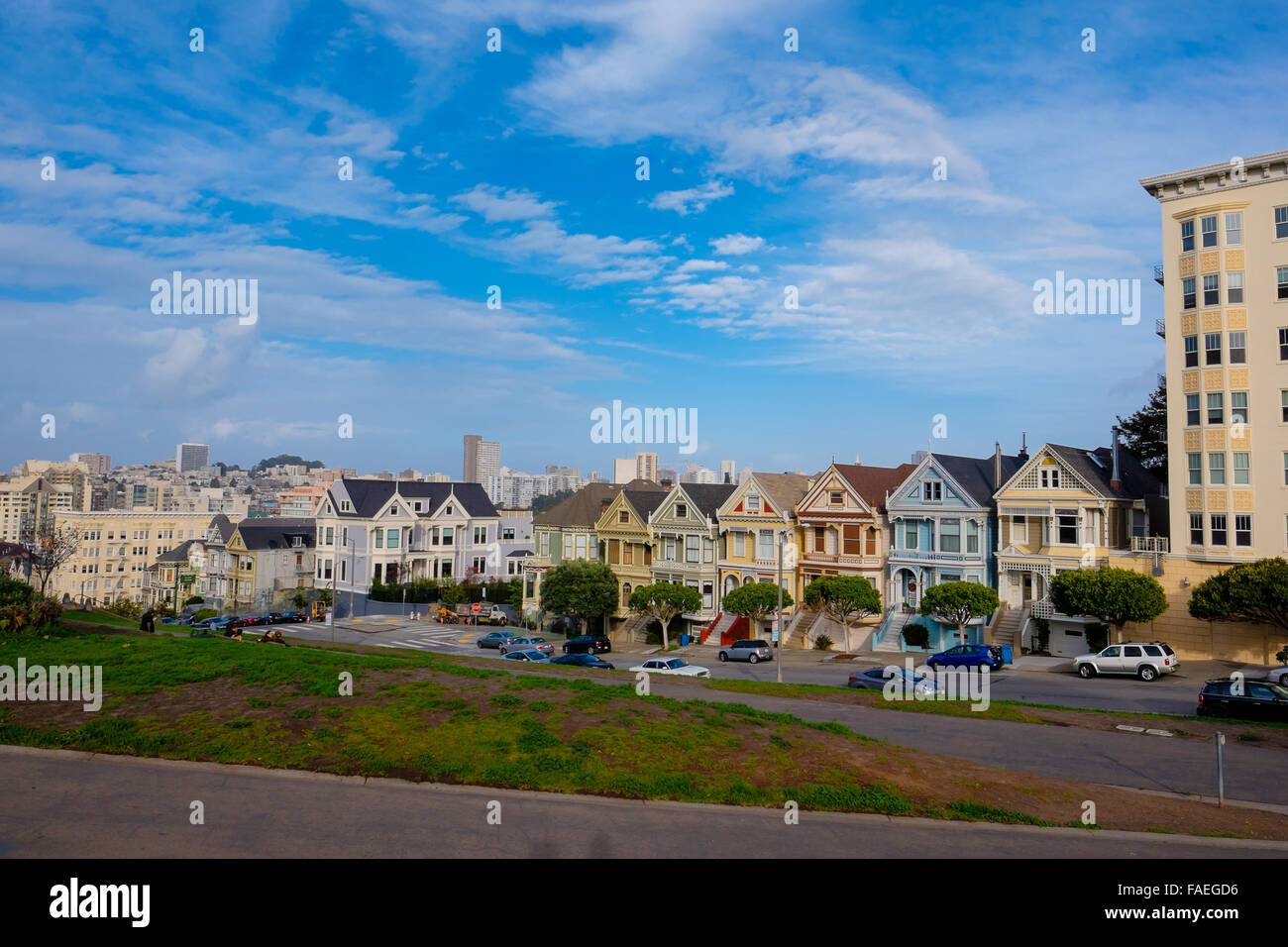 San Francisco's Alamo Park provides a good view of downtown and the ...