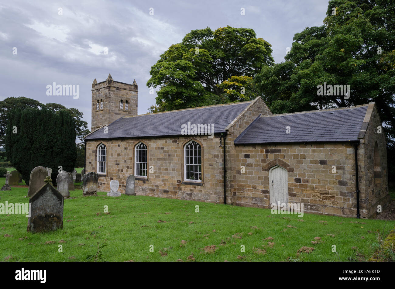 Chapel with surrounding wall hi-res stock photography and images - Alamy