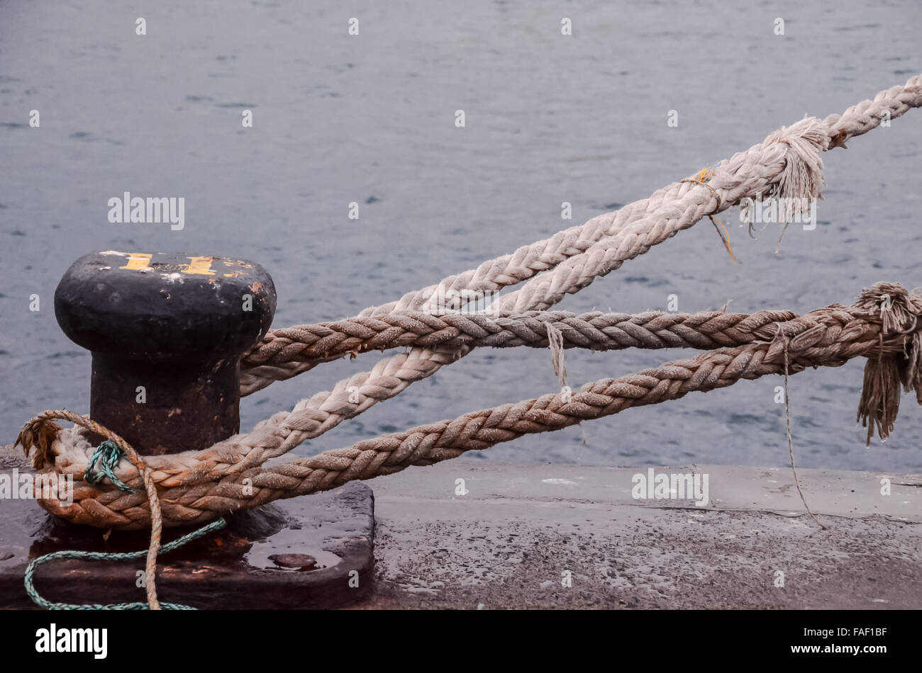 Old Vintage Naval Rope Stock Photo - Alamy