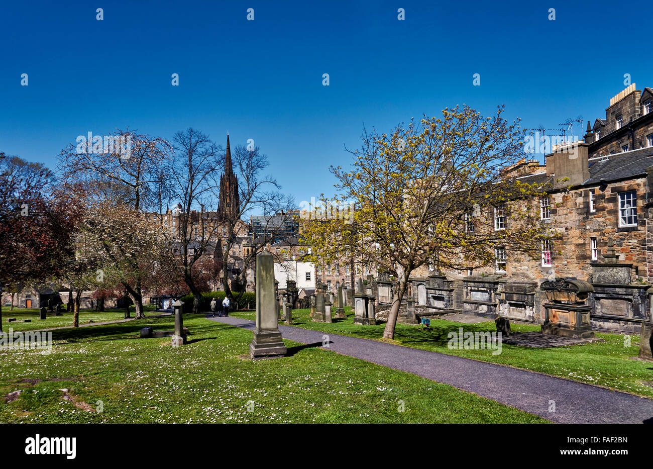 Edinburgh kirchhof hi-res stock photography and images - Alamy