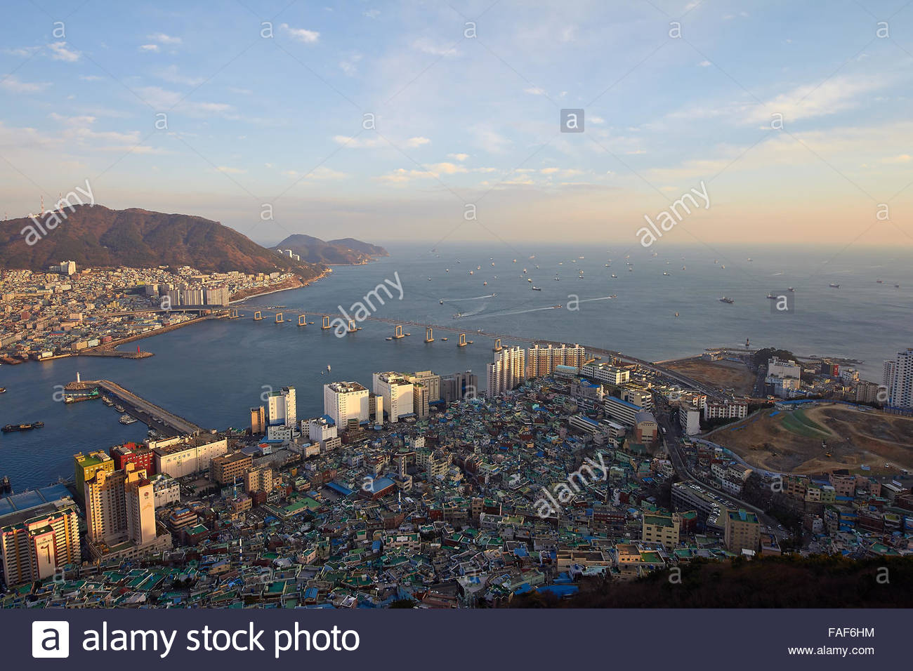 Busan Harbor Stock Photos & Busan Harbor Stock Images - Alamy