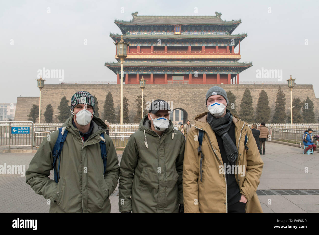 Air pollution china masks hi-res stock photography and images - Alamy