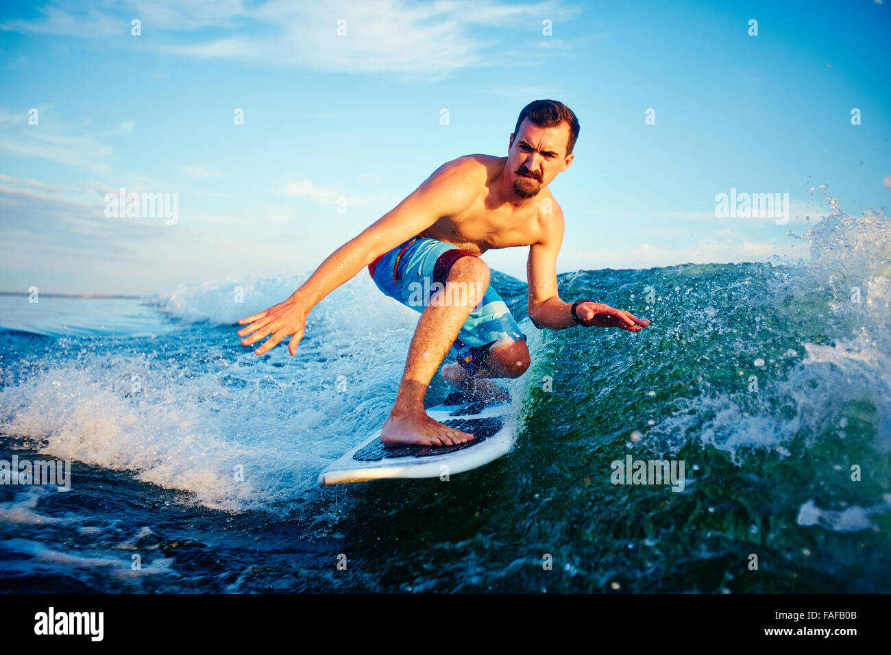 Surfer boy hi-res stock photography and images - Alamy