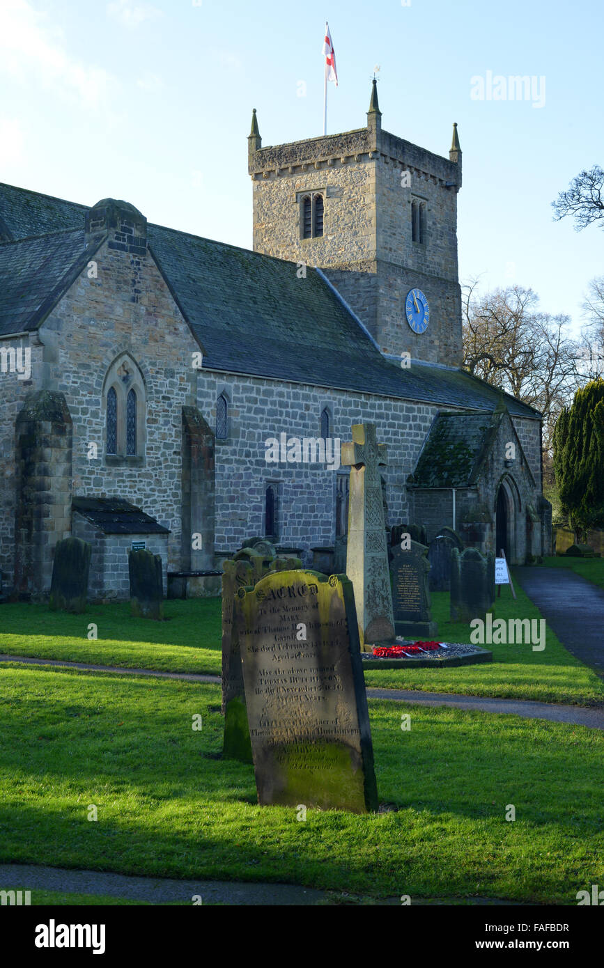 St Mary's Church, Gainford, County Durham, UK. 29th Dec, 2015. A team ...
