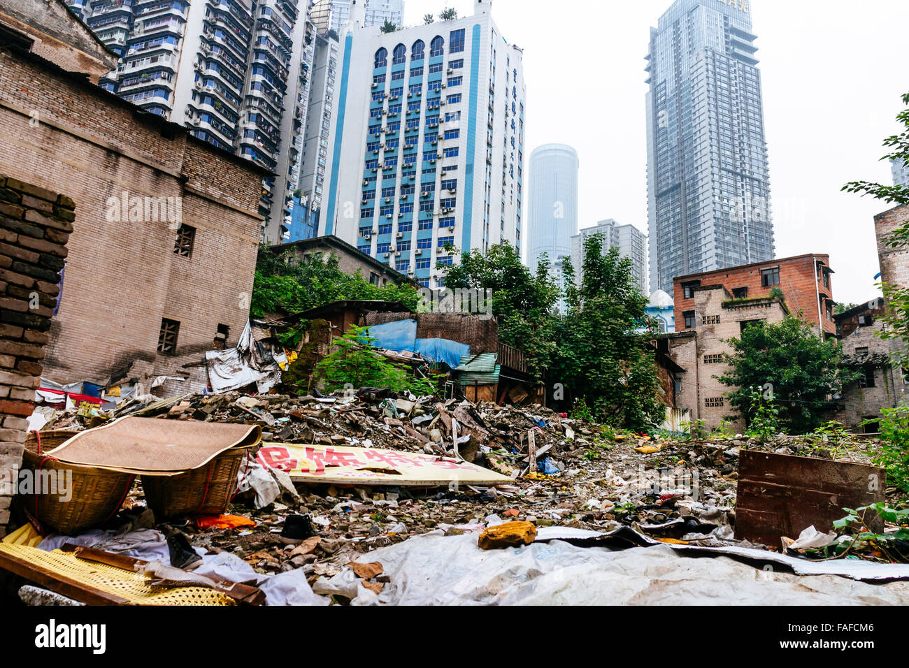 China slum poverty city skyscraper hi-res stock photography and images ...