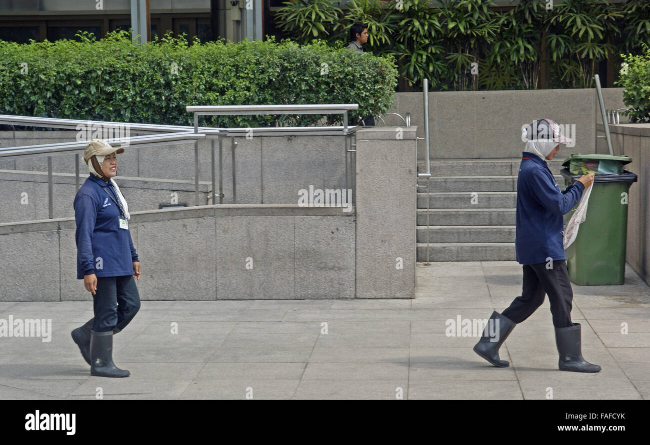 Female migrant class street cleaners in kuala lumpur, Malaysia Stock ...