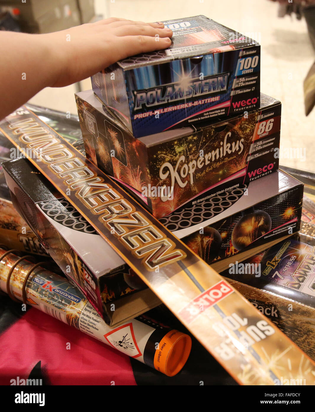 Fireworks for sale hi-res stock photography and images - Alamy