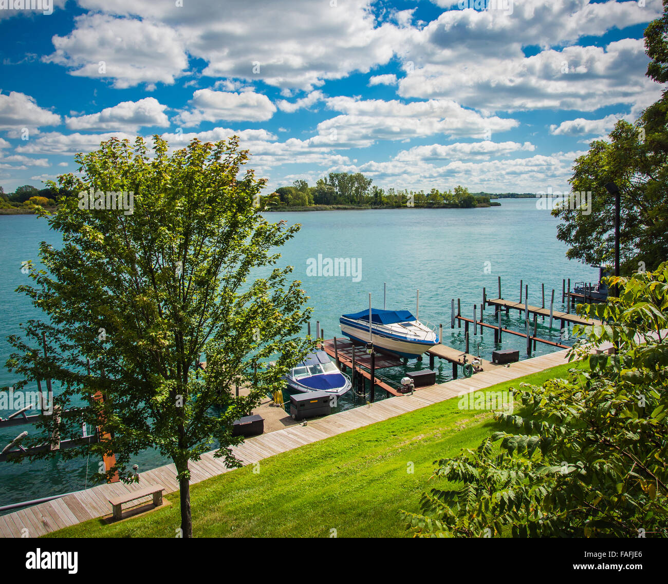 South Detroit river boat marina near Lake Erie Stock Photo - Alamy