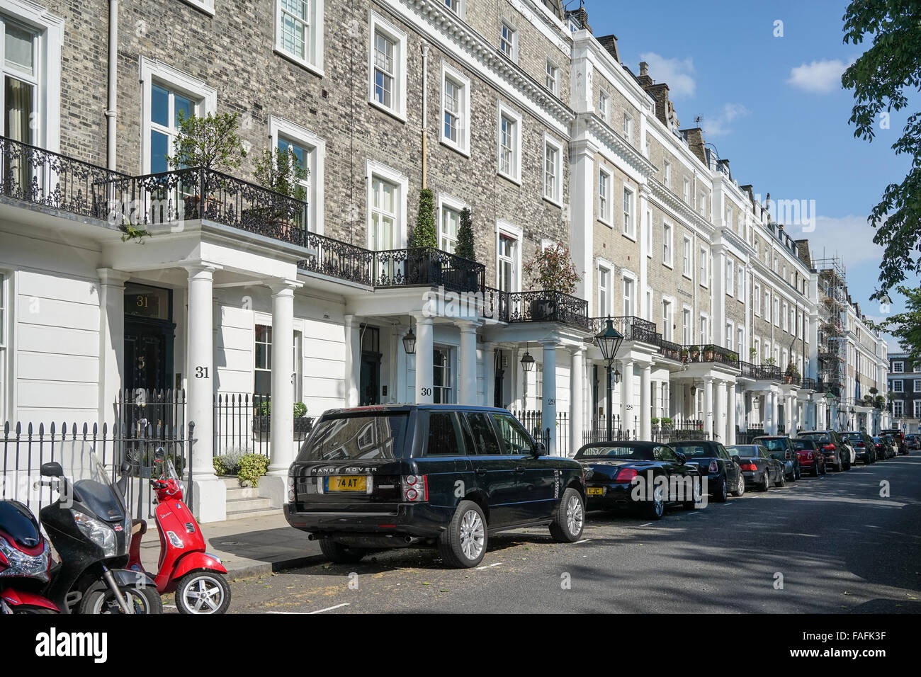 Thurloe square hi-res stock photography and images - Alamy