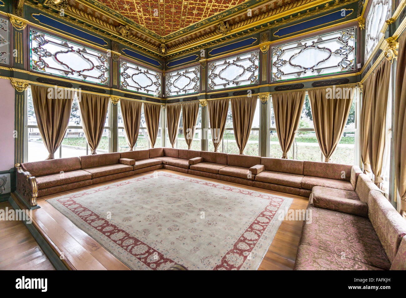 The divan topkapi palace hi-res stock photography and images - Alamy