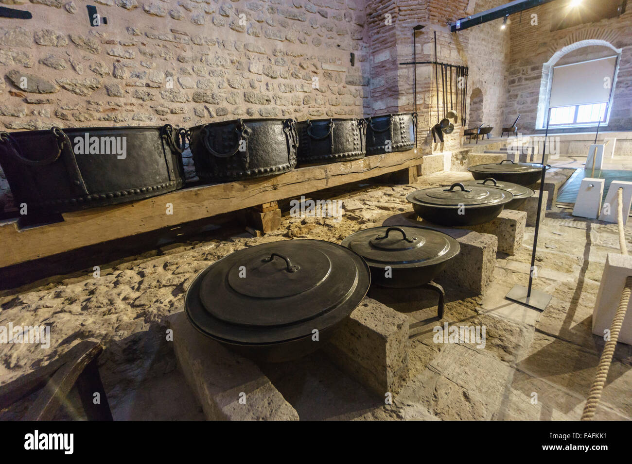 Kitchens topkapi palace in istanbul hi-res stock photography and images ...