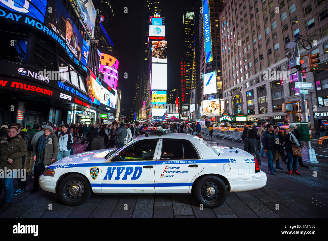 Car usa police lights night hi-res stock photography and images - Alamy