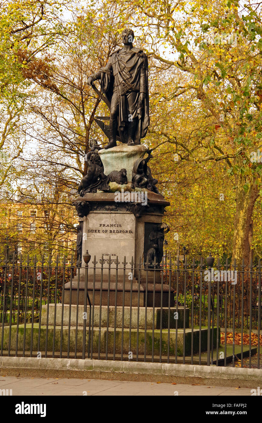 Bronze Statue Francis Duke Bedford Russell Square Stock Photo - Alamy