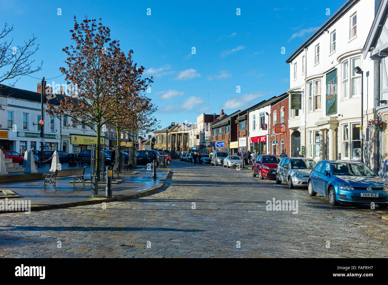 Shops and Beastfair square in Pontefract, Yorkshire Stock Photo - Alamy