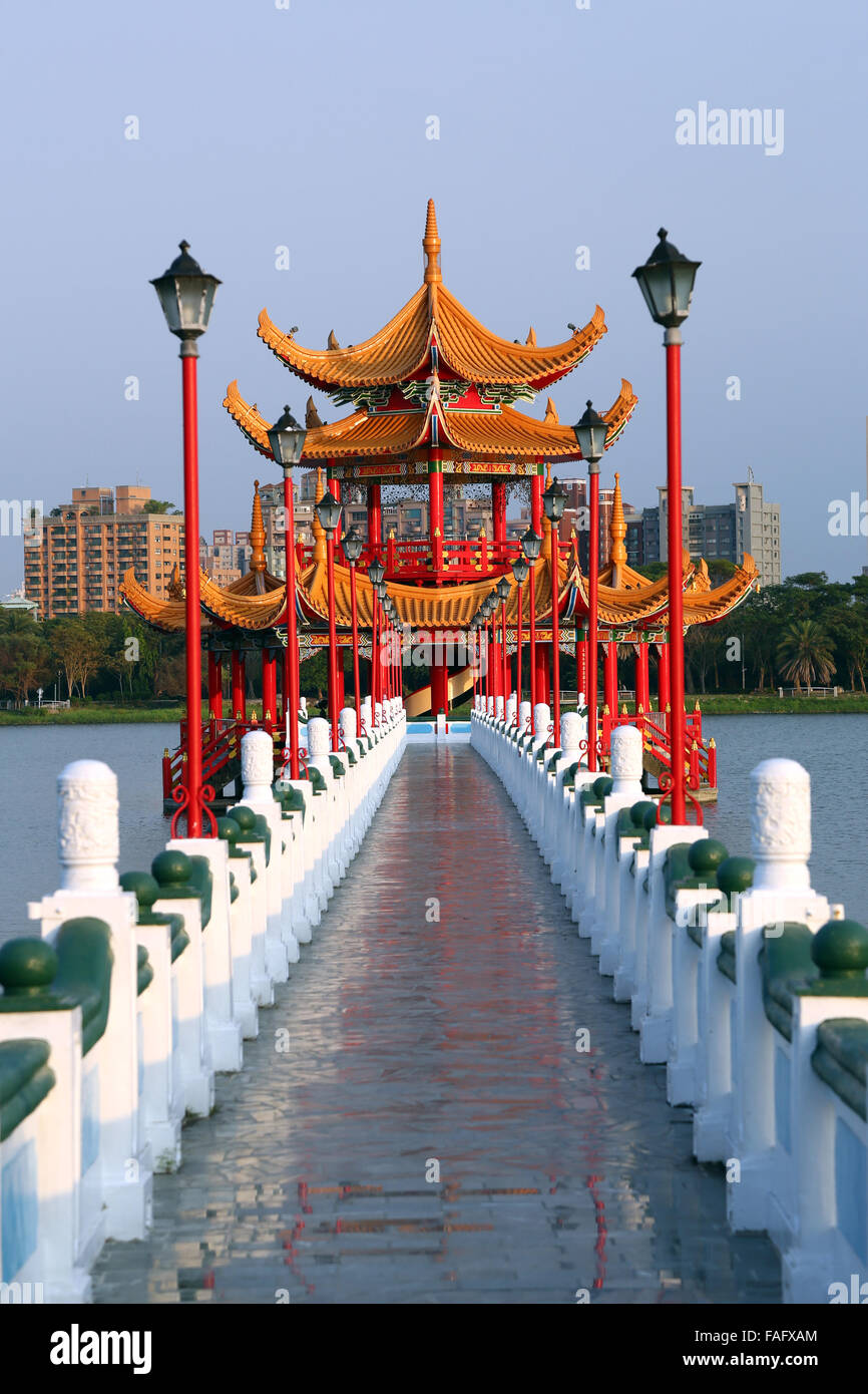 Chinese Pagoda on the Spring and Autumn Pavilions complex, Lotus Pond ...