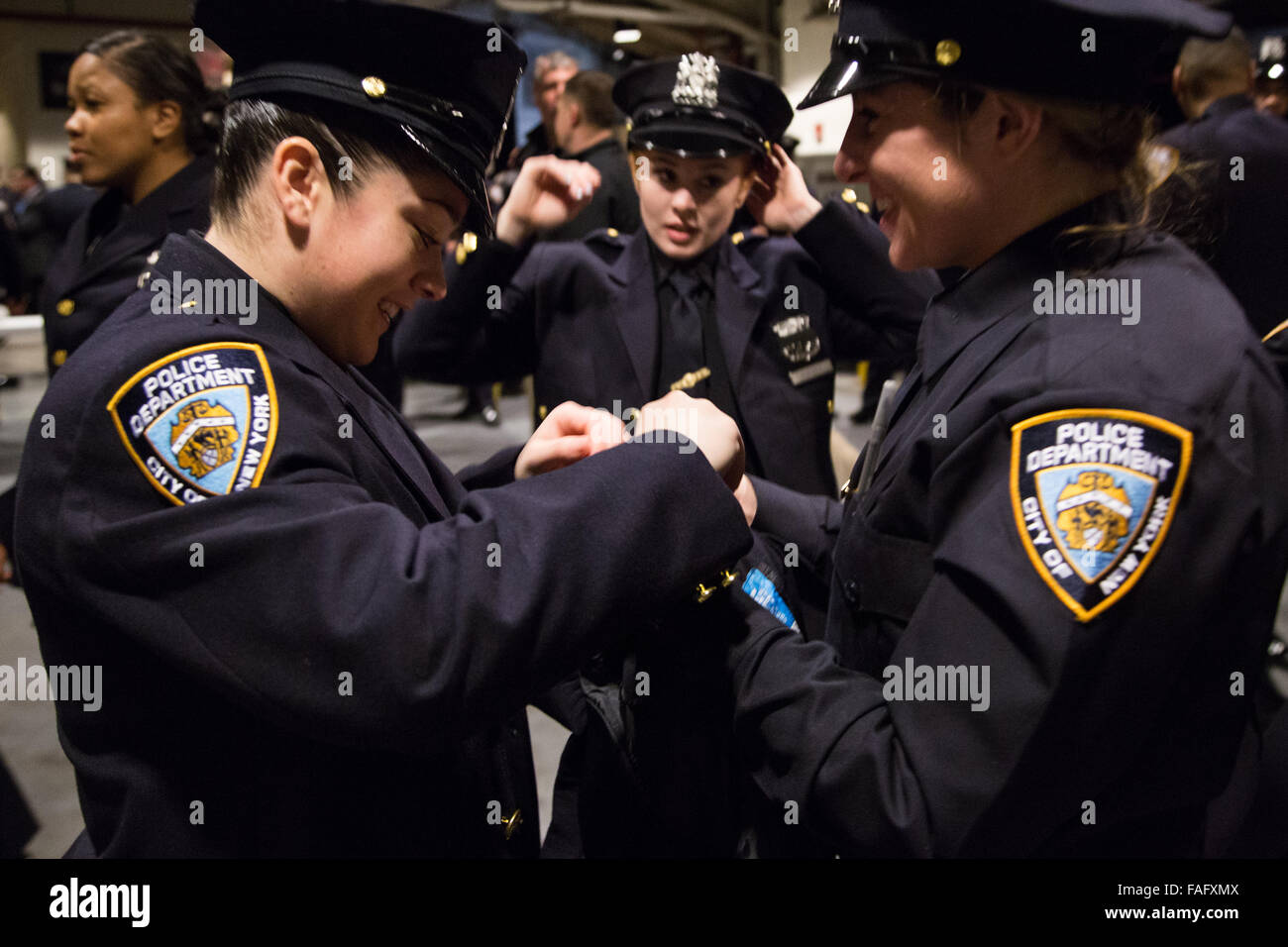 Nypd police graduation ceremony hi-res stock photography and images - Alamy