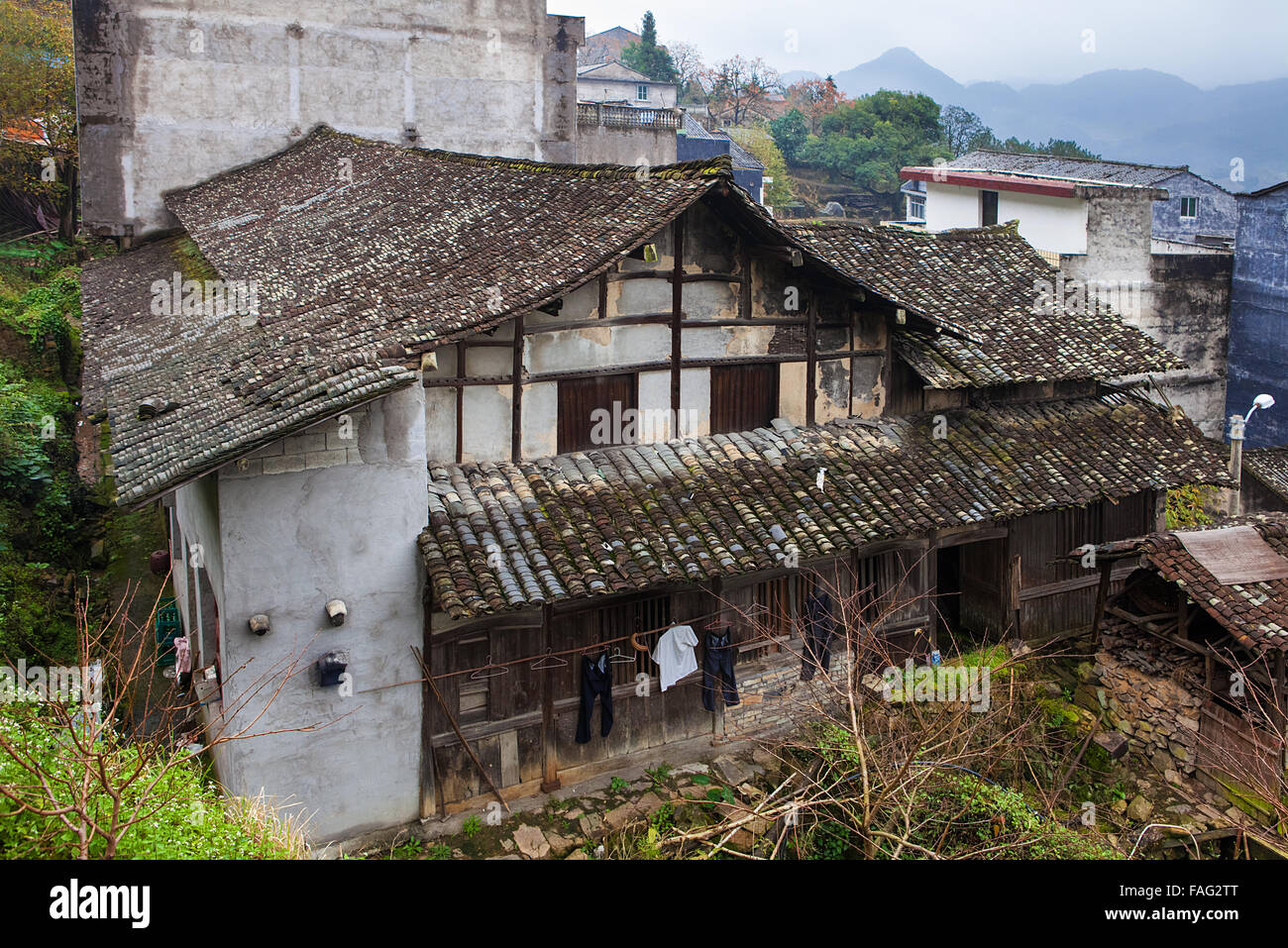 China Poverty House High Resolution Stock Photography and Images - Alamy