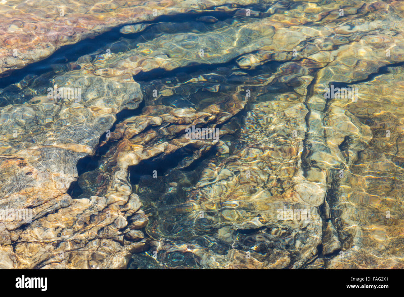 Rocks along shore in Lake Superiori in Ontario Canada Stock Photo - Alamy