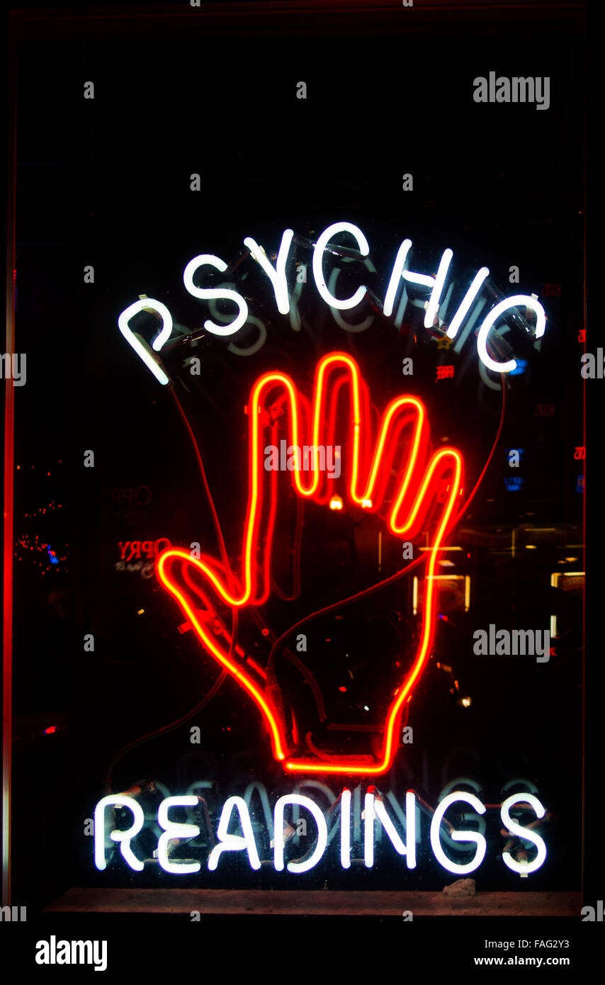 Psychic readings sign hi-res stock photography and images - Alamy