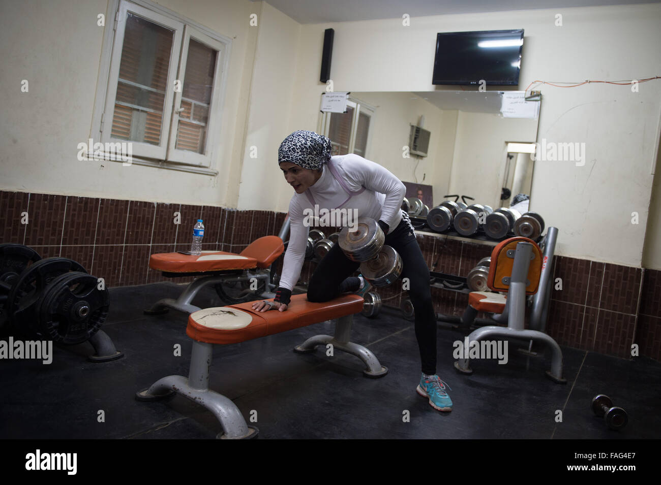 151230 cairo dec 30 2015 hi-res stock photography and images - Alamy