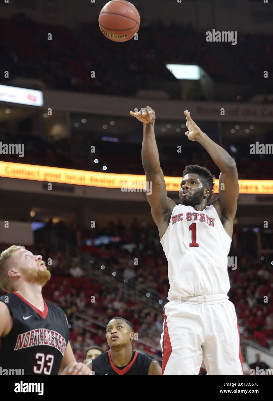 Raleigh, North Carolina, US. 29th Dec, 2015. LENNARD FREEMAN (1) of ...