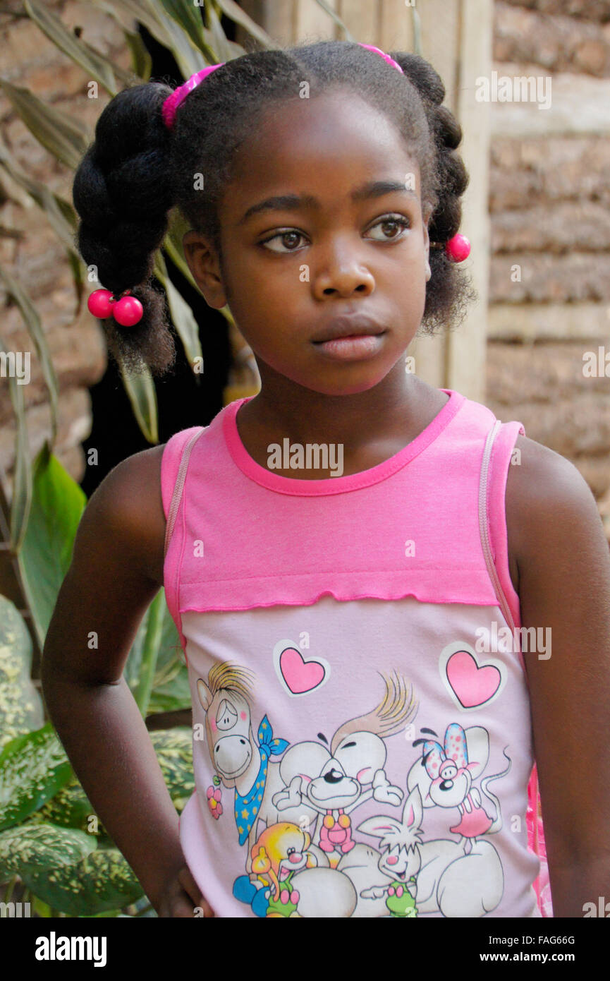 Beautiful little black girl in Pinar del Rio, Cuba Stock Photo - Alamy