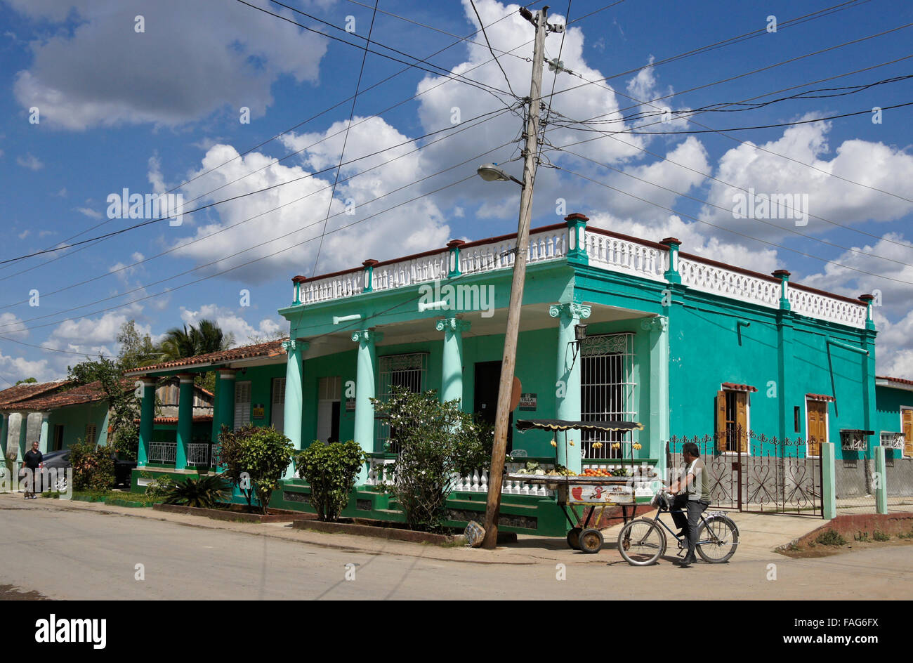 Colorful home in Viñales, Pinar del Rio province, Cuba Stock Photo - Alamy