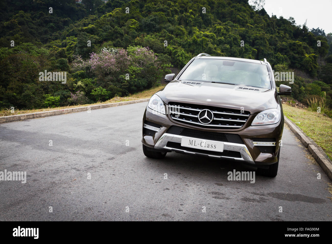 Mercedes benz ml500 hi-res stock photography and images - Alamy