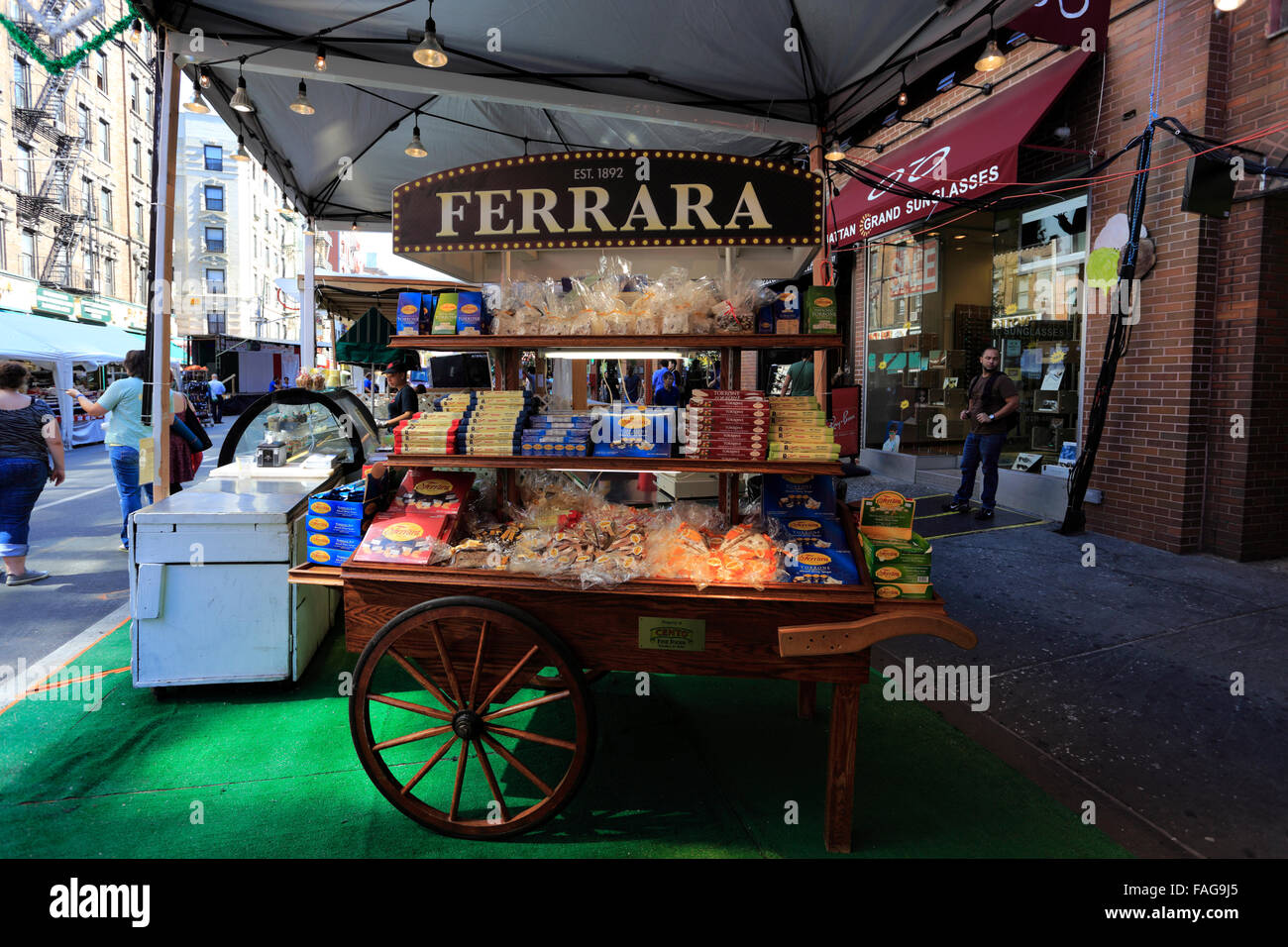 Ferrara candy hi-res stock photography and images - Alamy