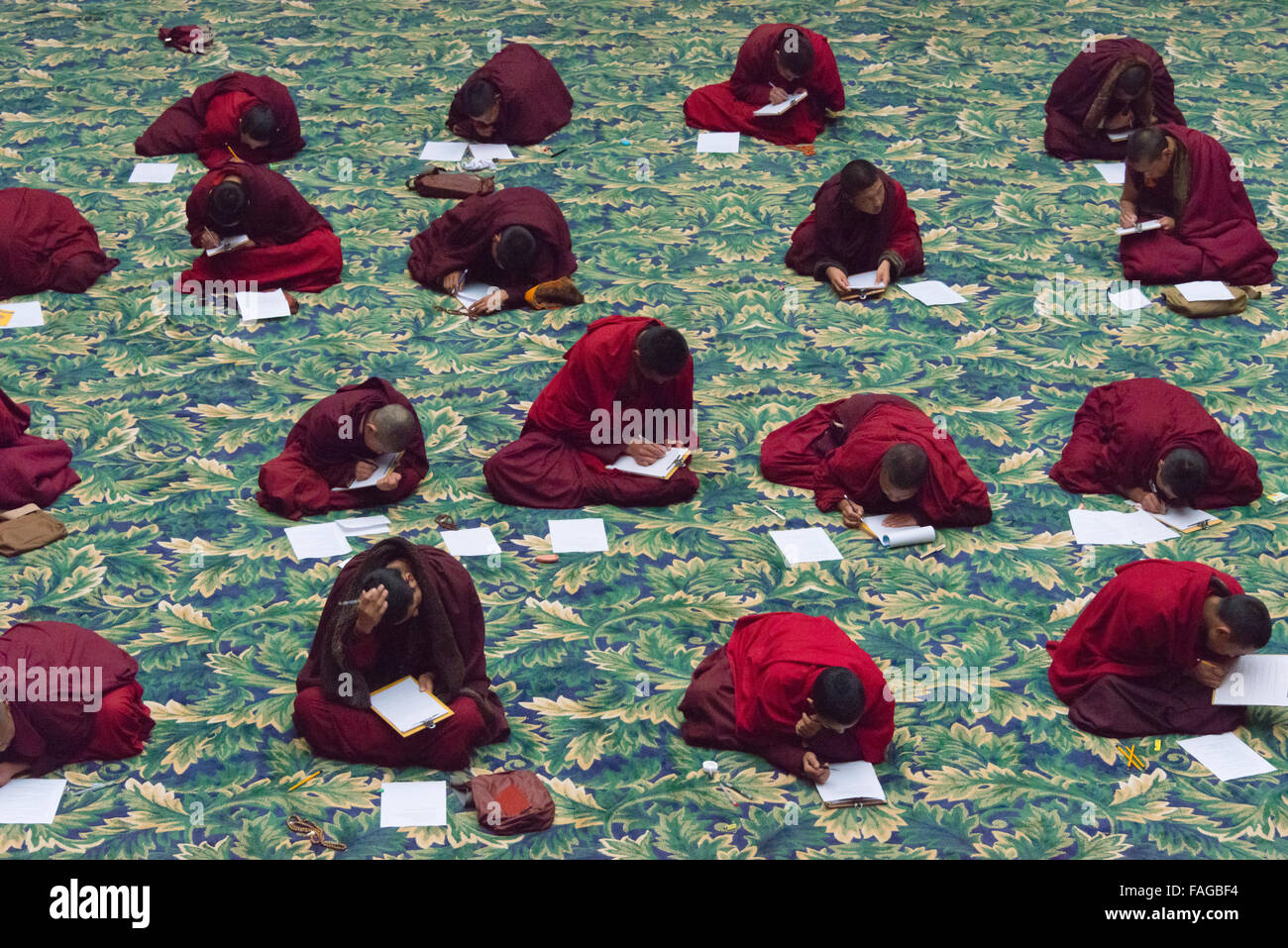 Monks studying Buddhist scripture in Seda Larong Wuming Buddhist ...