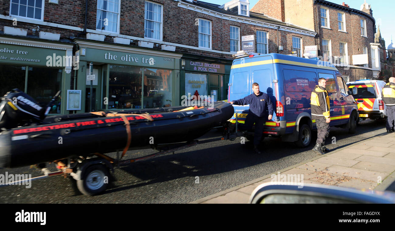 Technical rescue west midlands fire hi-res stock photography and images ...