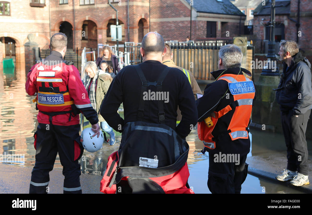 Technical rescue west midlands fire hi-res stock photography and images ...