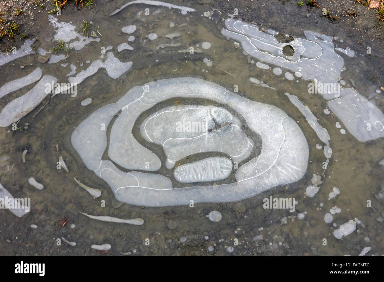 Puddle on ground hi-res stock photography and images - Alamy