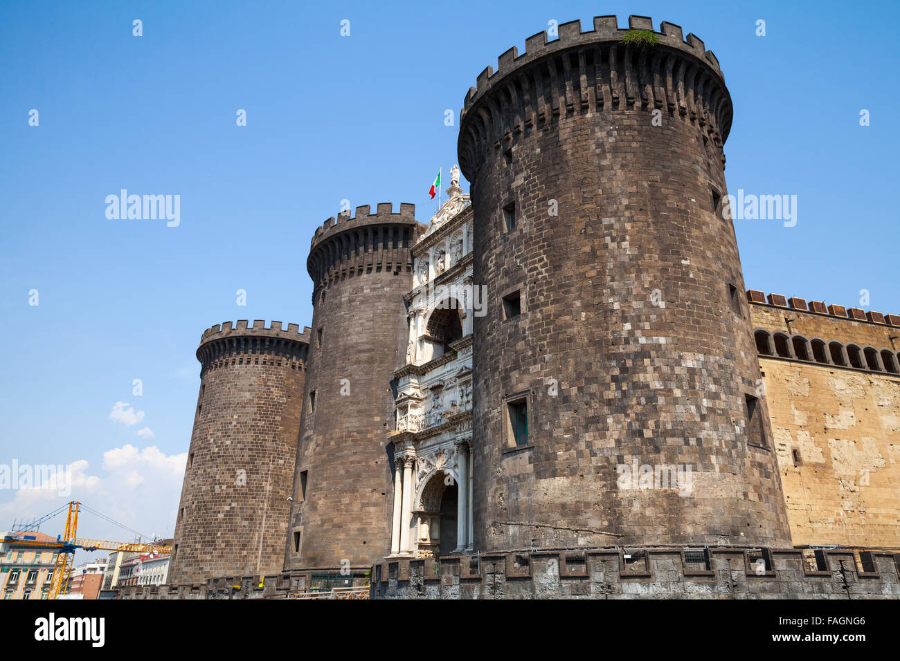 Italy medieval castle turret hi-res stock photography and images - Alamy