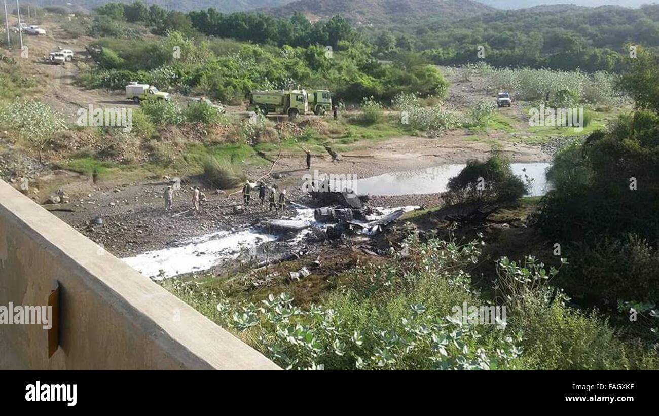 Saudi jet fighter crash hi-res stock photography and images - Alamy