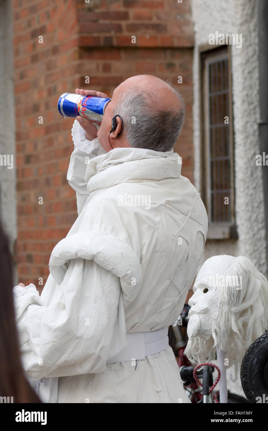 Shakespeare street art performer dressed as Banquo from Macbeth having ...