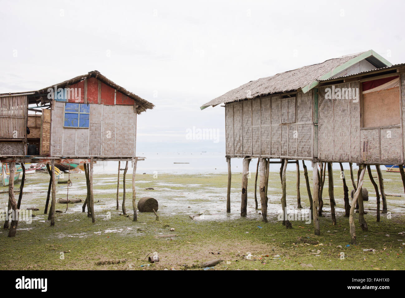 Stilt house philippines hi-res stock photography and images - Alamy