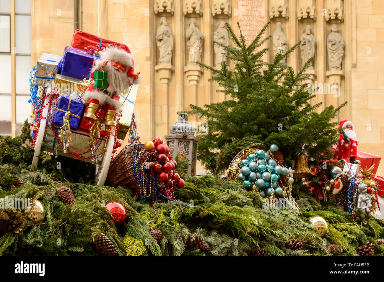 German christmas puppet hi-res stock photography and images - Alamy