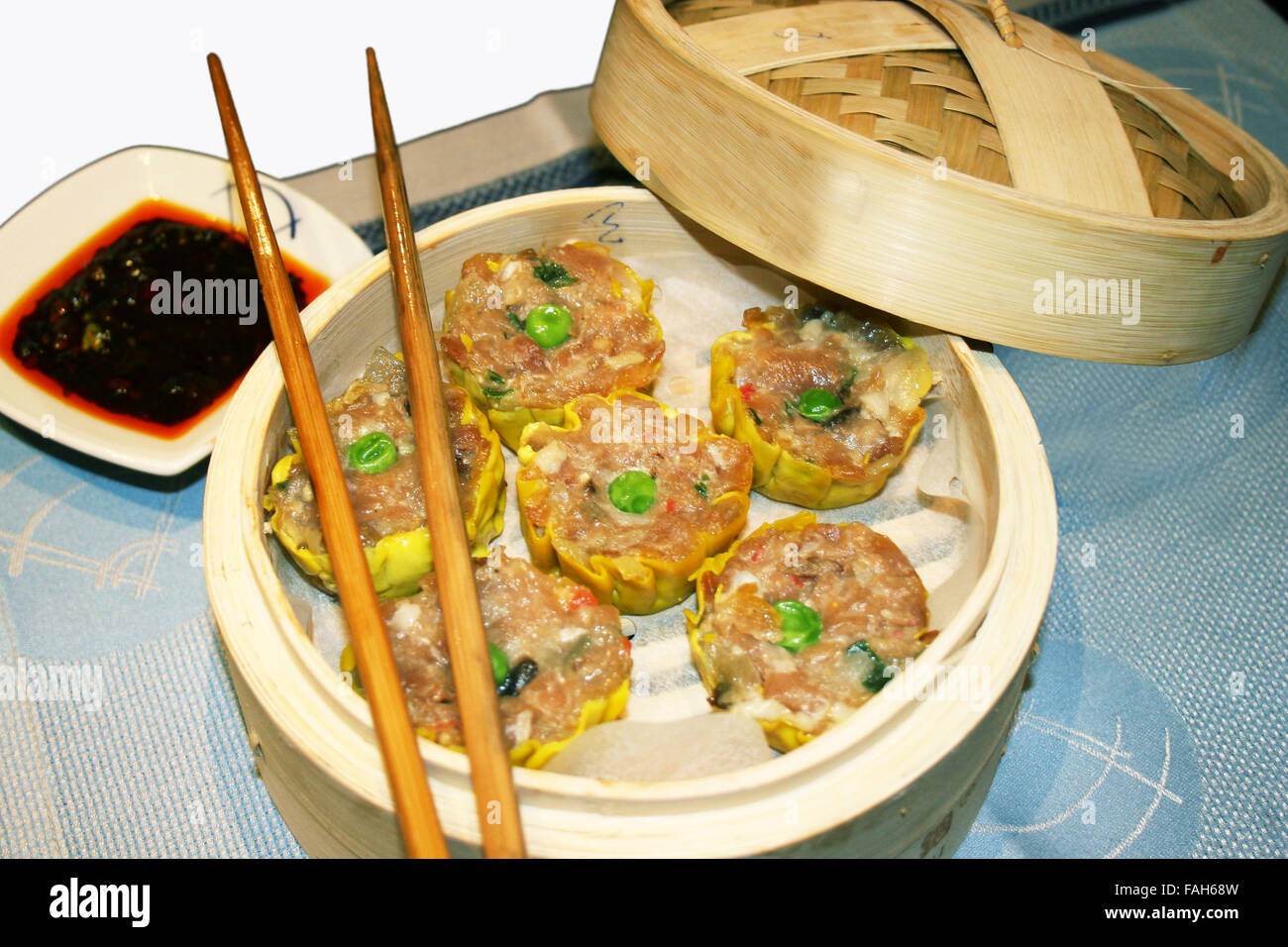 DIM SUM OR DUMPLING OR MOMO Stock Photo - Alamy