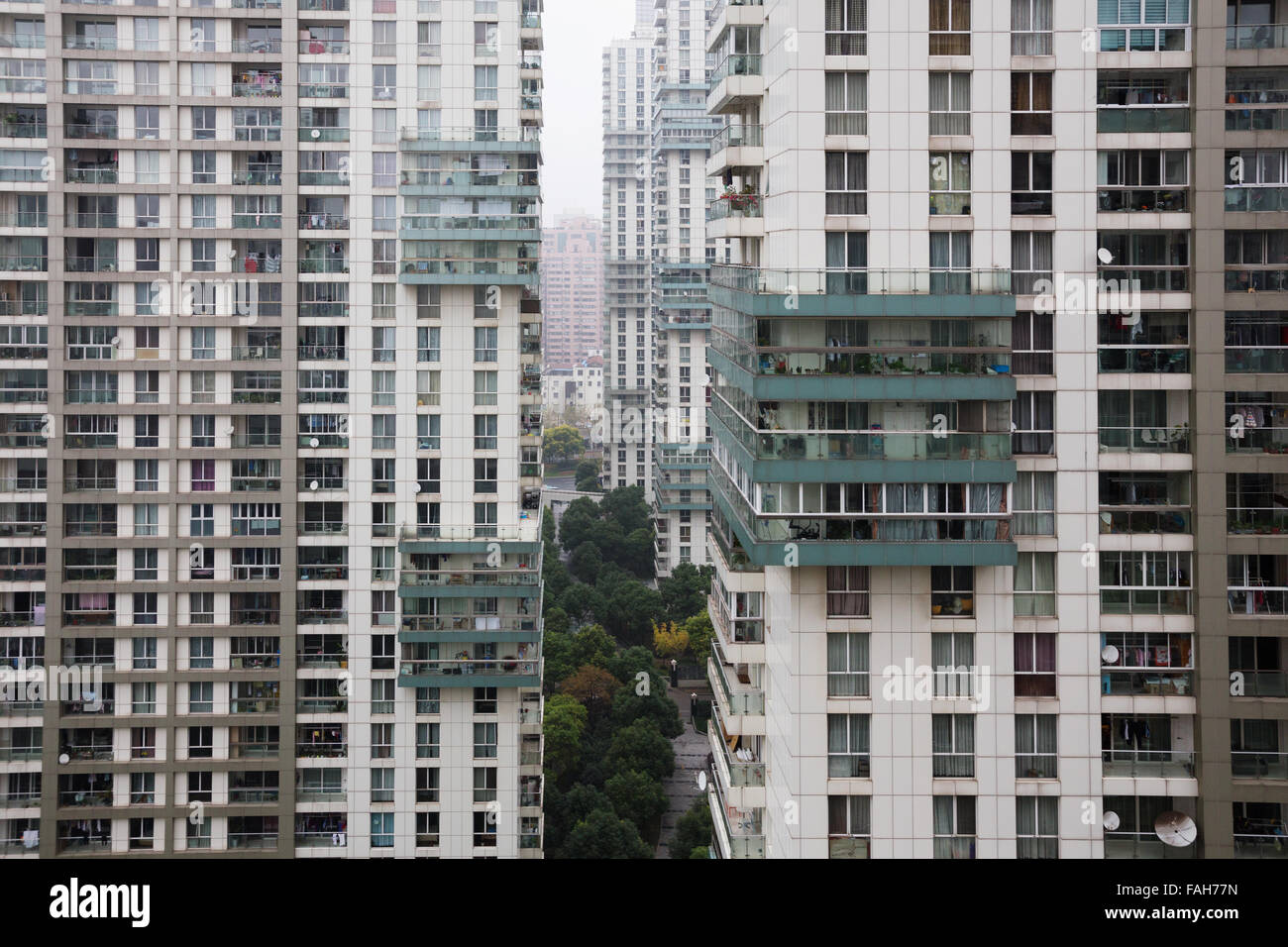 China high rise apartment buildings hi-res stock photography and images ...
