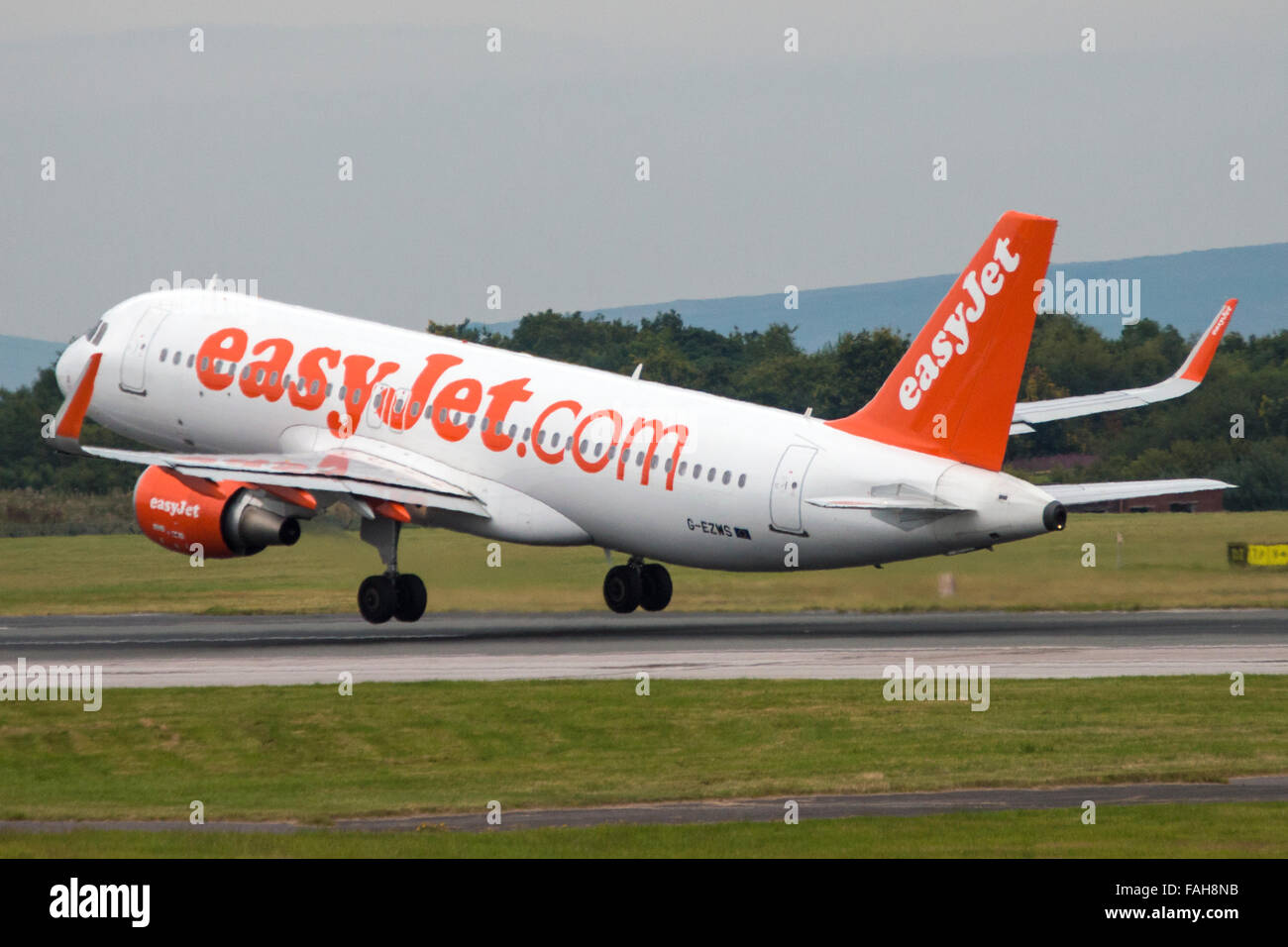 easyJet Airbus A320-214 taking of from Manchester airport UK Stock ...