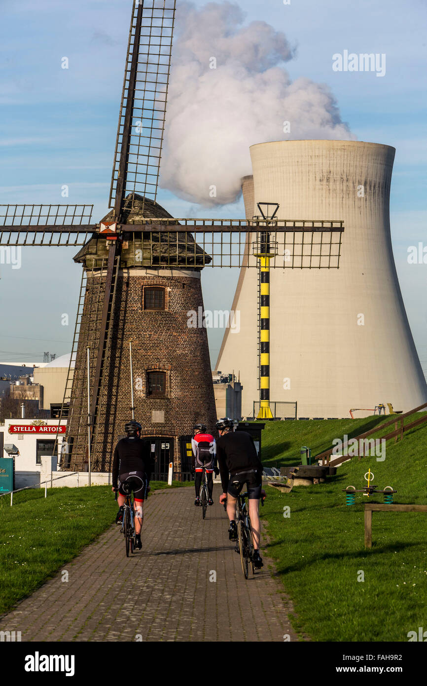 The Belgian Doel Nuclear Power Station, near Antwerp, on the Scheldt ...