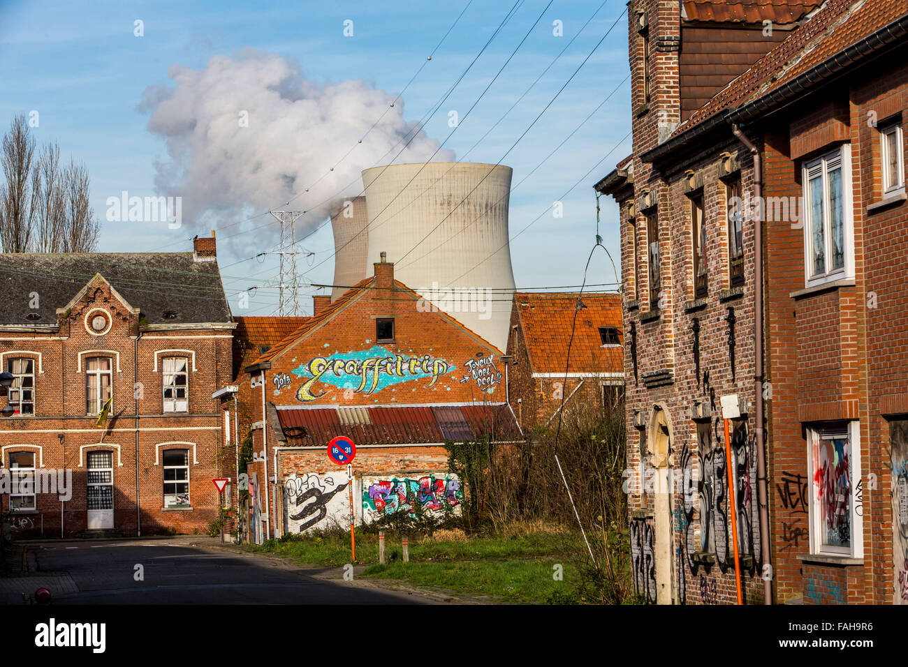 The Belgian Doel Nuclear Power Station, near Antwerp, on the Scheldt ...