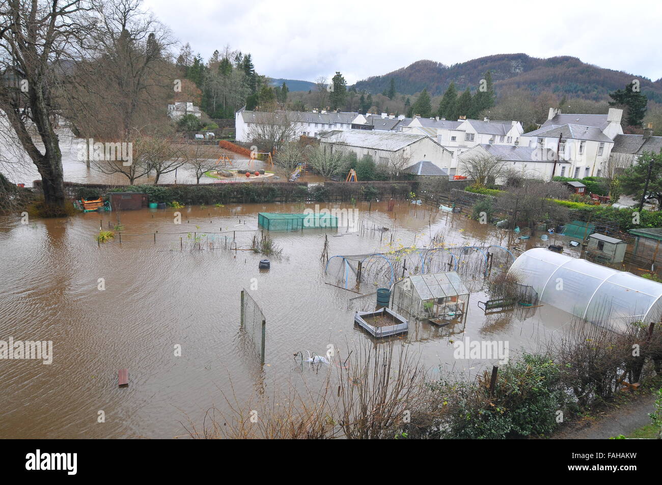 Dunkeld, Perthshire, Scotland, UK. Local flooding during Storm Frank ...