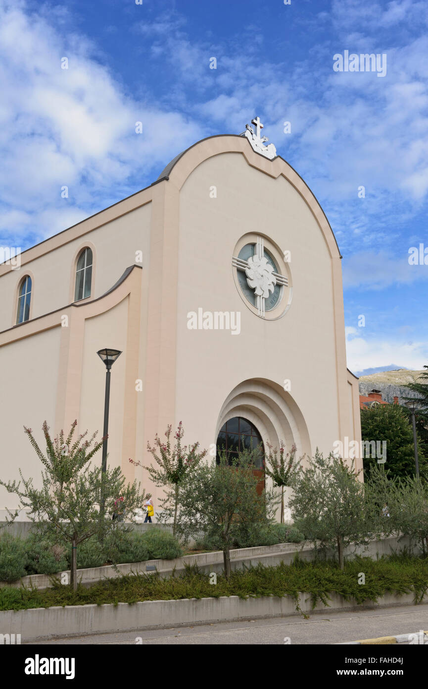 Mostar catholic church hi-res stock photography and images - Alamy