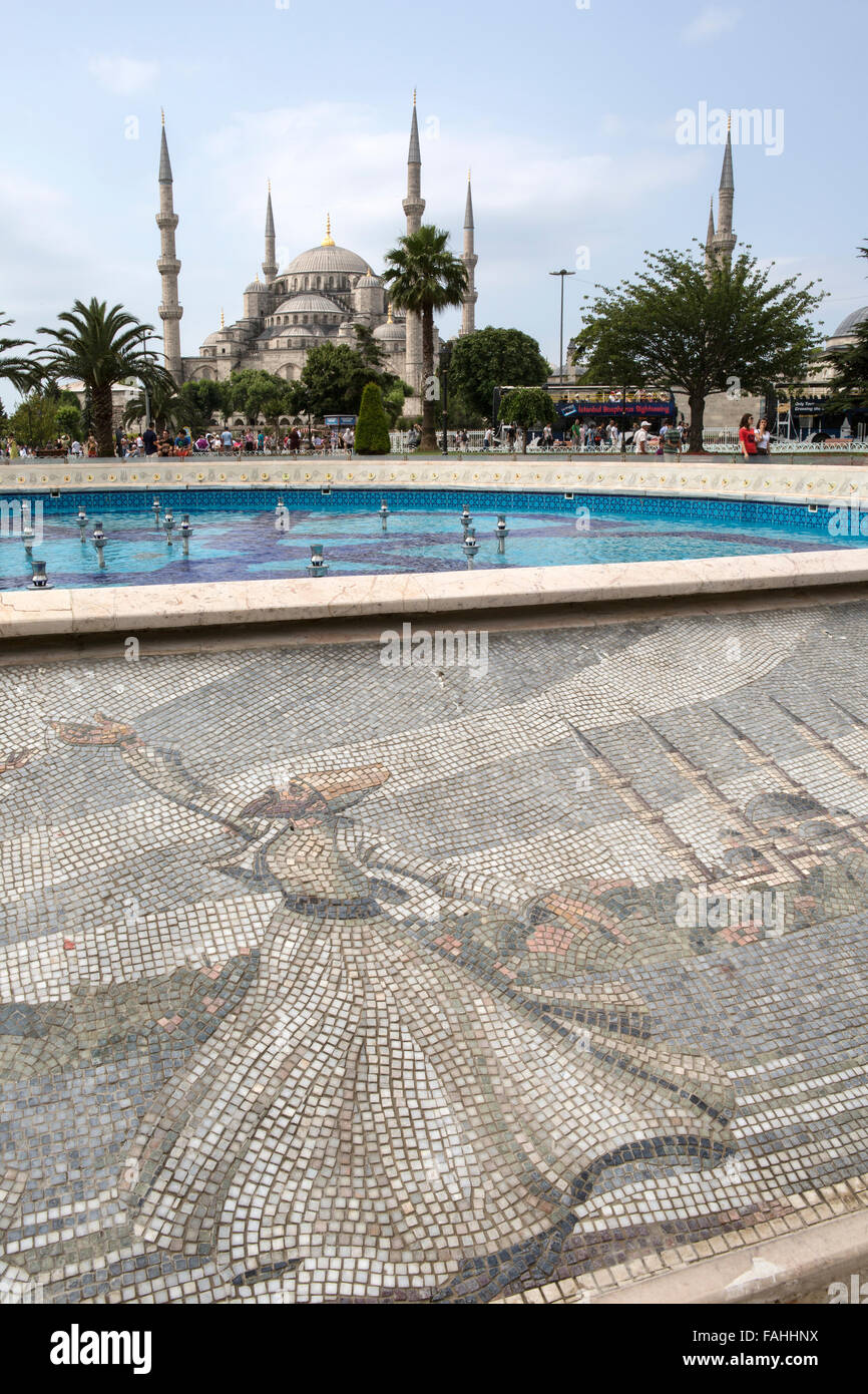 Sultanahmet square place tourists visit hi-res stock photography and ...
