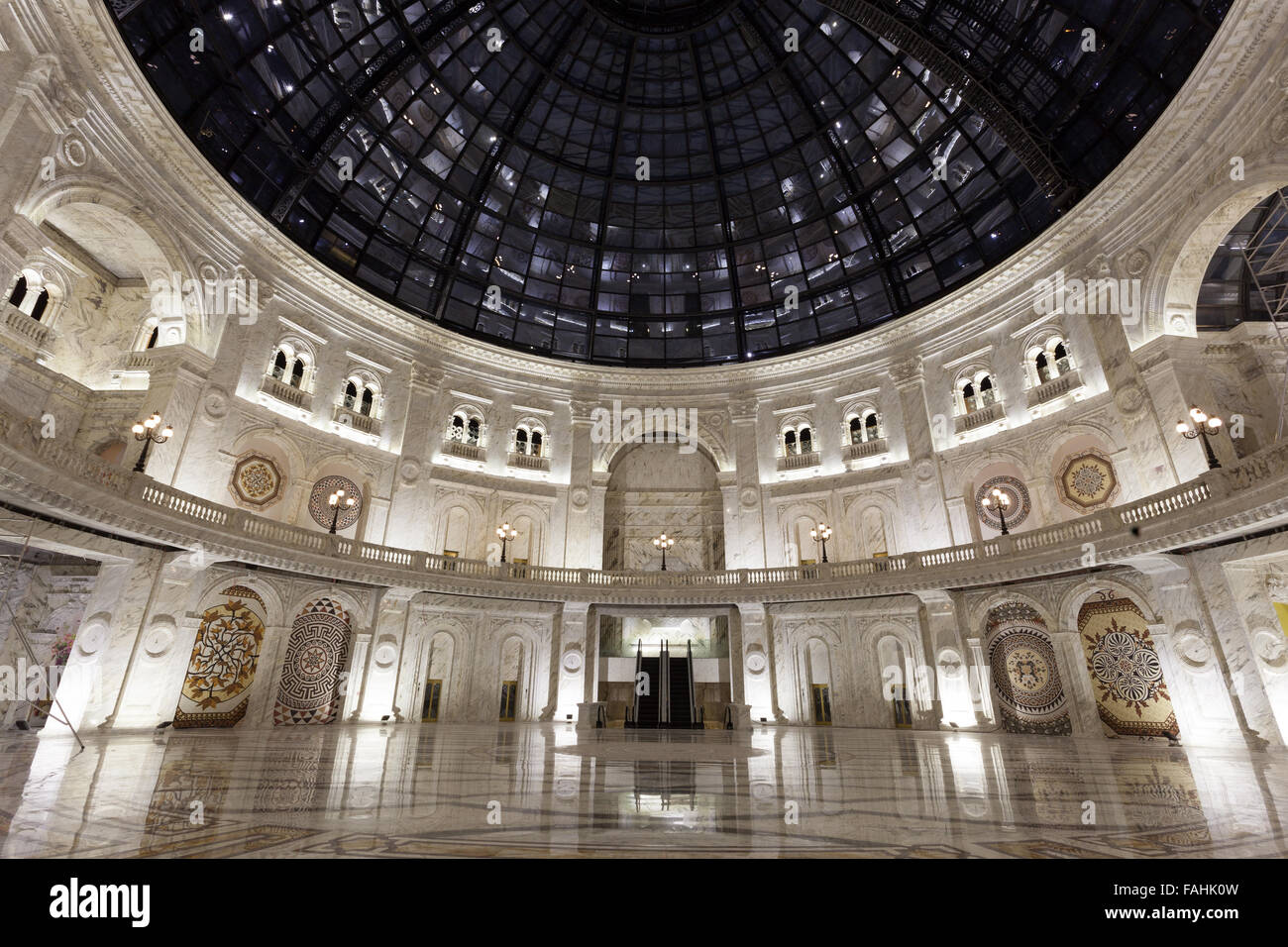 Al Hazm Mall in Doha, Qatar Stock Photo - Alamy